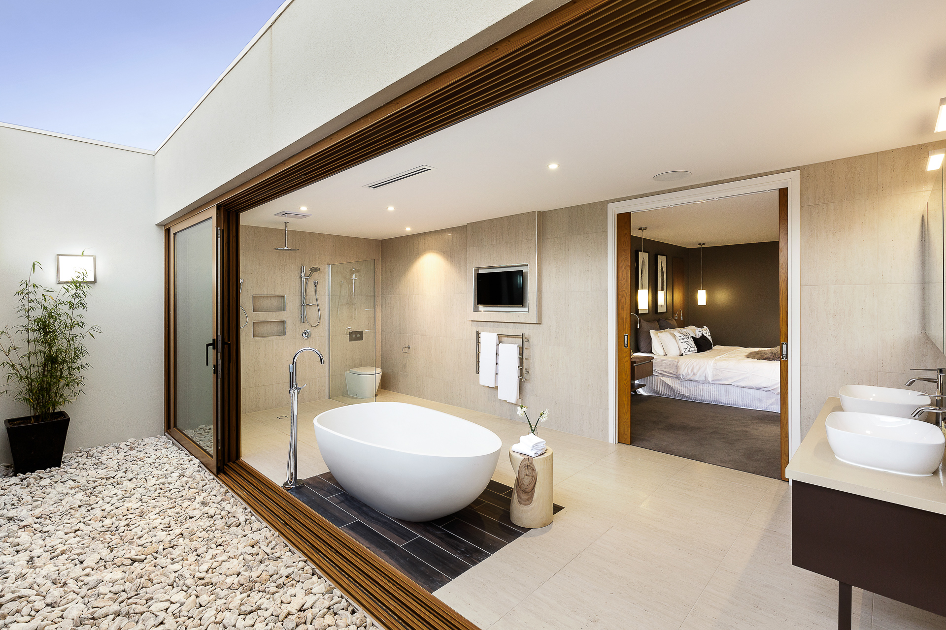 Tips for Turning Your Bathroom Into an Oasis - Analog Medium